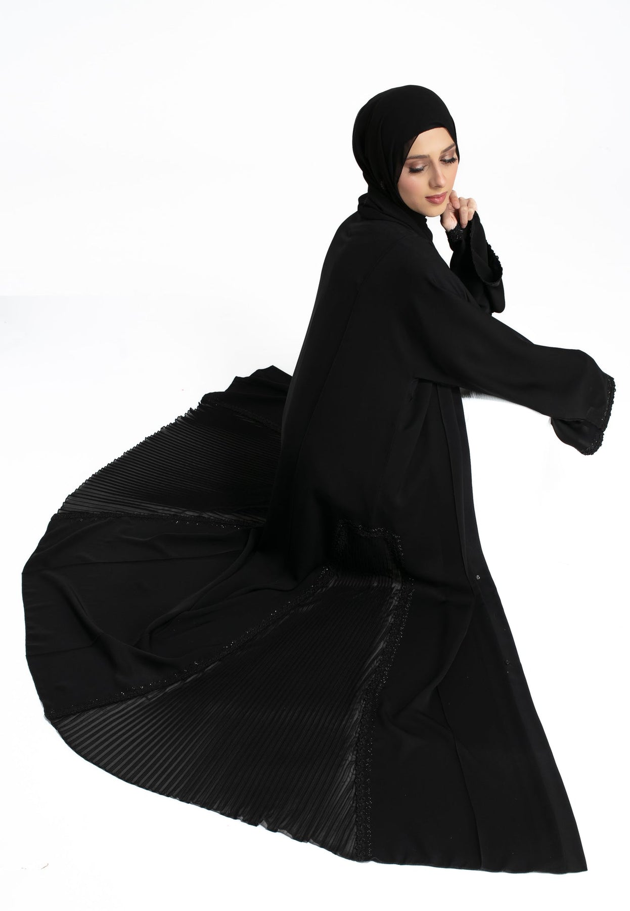 Diamanté Black Pleated Open Abaya – Hayah Al-Muslimah