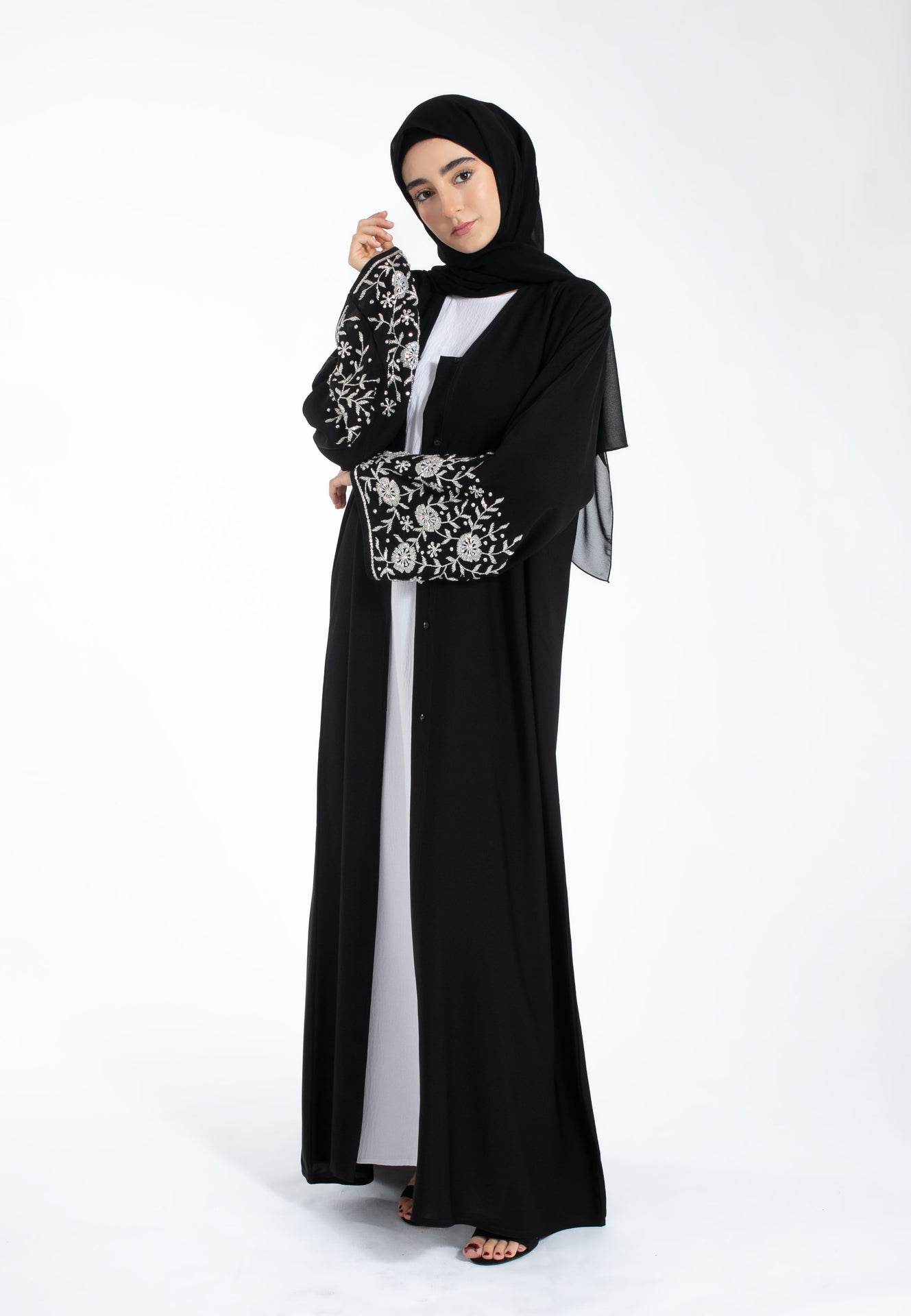 Elegance In Bloom Embellished Open Abaya – Hayah Al-Muslimah