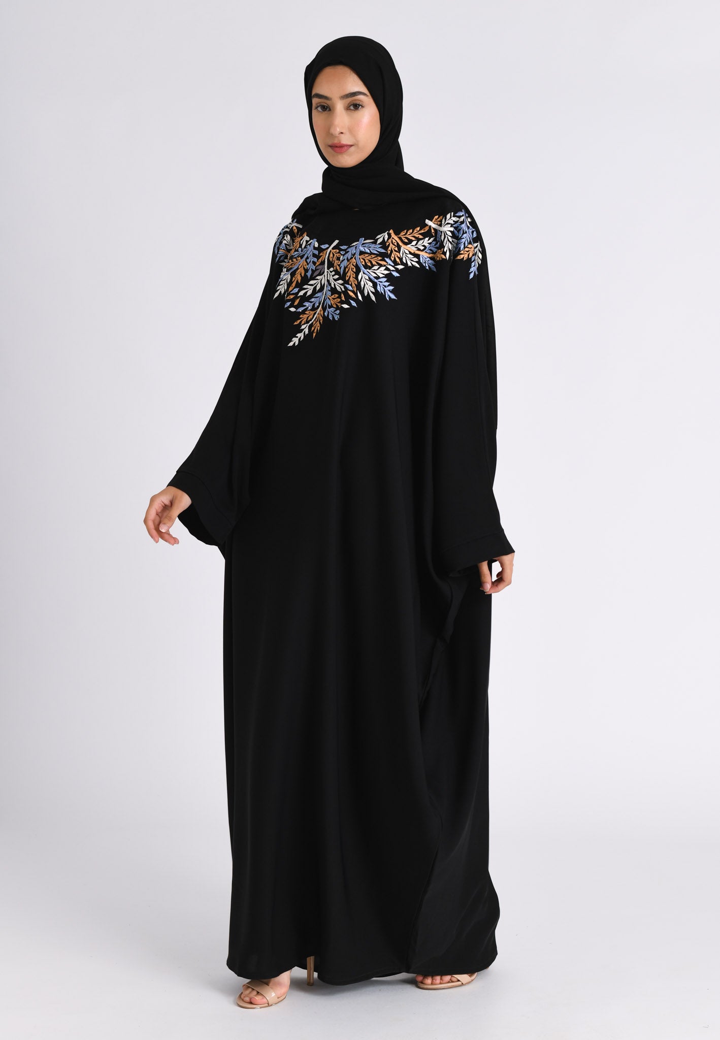 Premium Rio Black Embroidered Farasha Online - Ramadan & Eid – Hayah Al ...